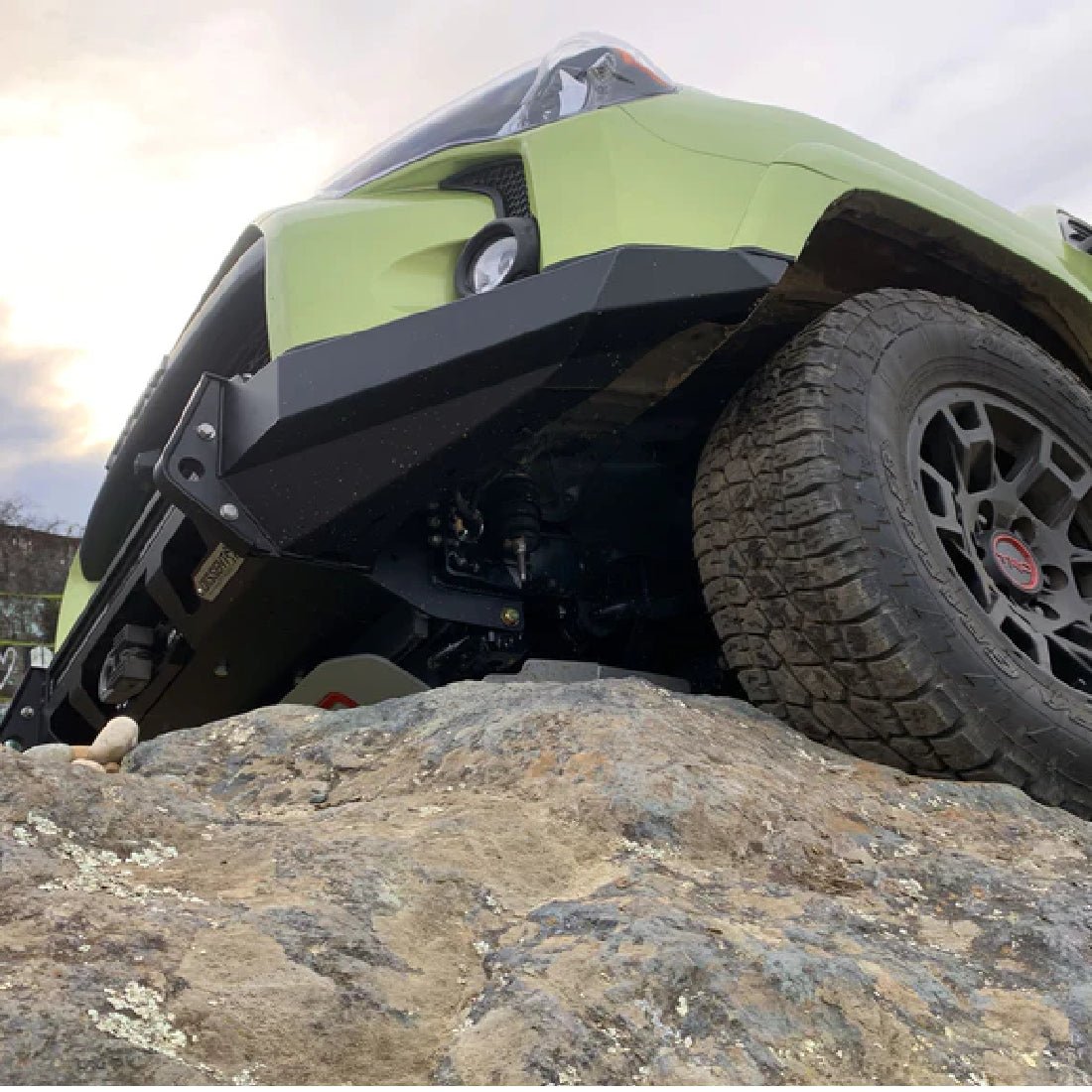 Dissent Off-Road High Line Winch Front Bumper 4Runner | Truck Brigade